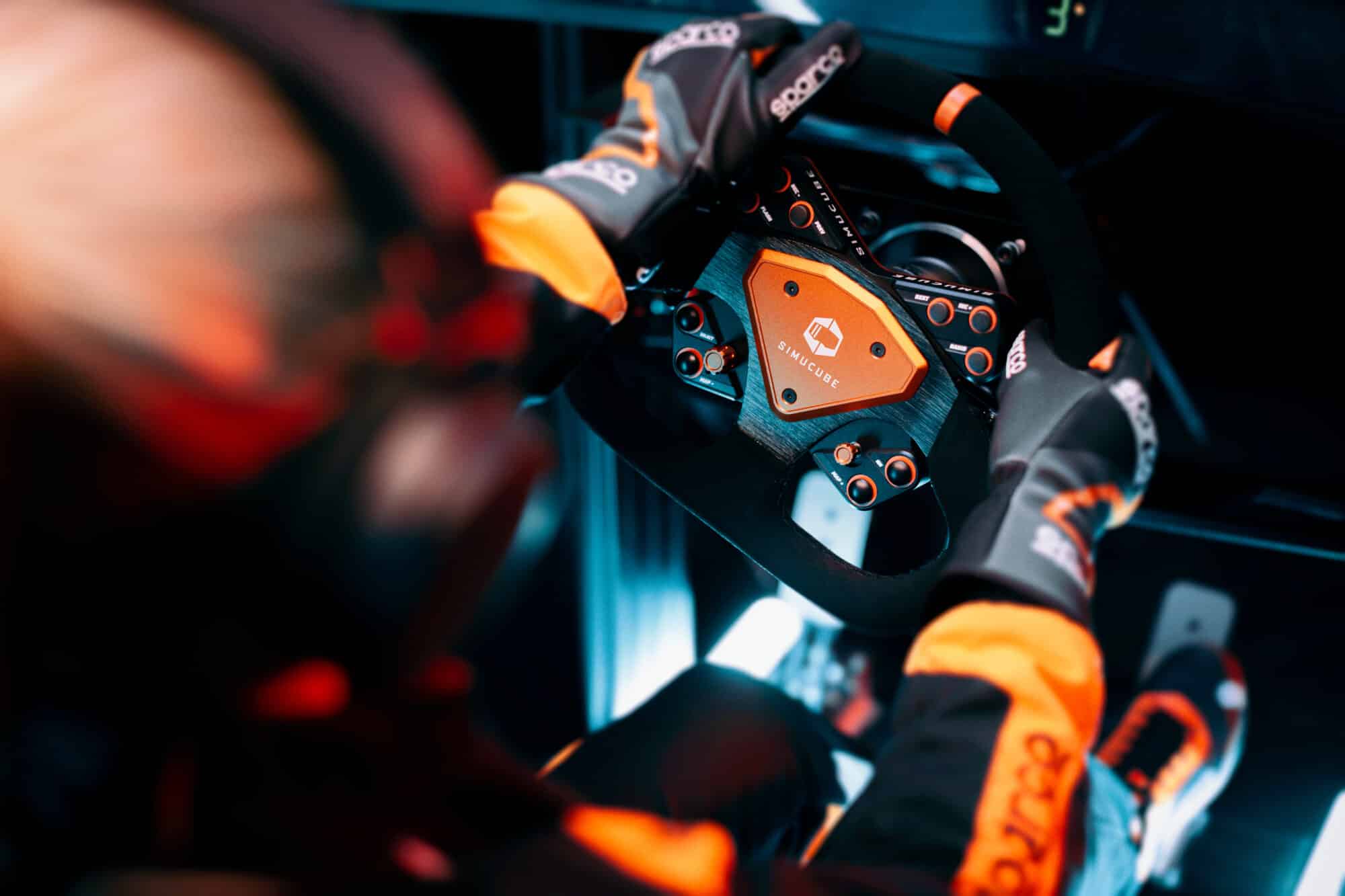 A buyer’s guide to high-end GT steering wheels | Blog | Simucube